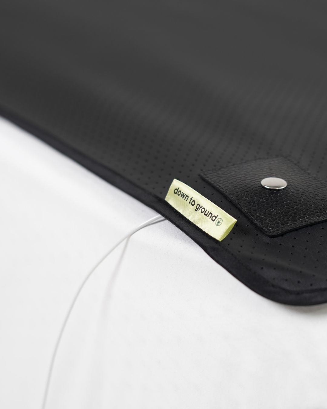 Grounding Mattress Cover | Down to Ground™ – Down To Ground